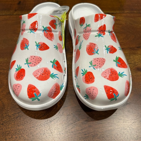 OOFOS | Shoes | Oofos Clogs Brand New Limited Edition | Poshmark